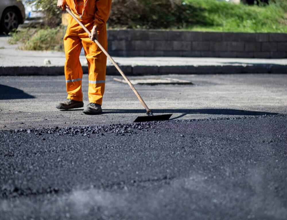 How to Repair Cracks in Your Asphalt: A Step-by-Step Guide - Sunrise ...